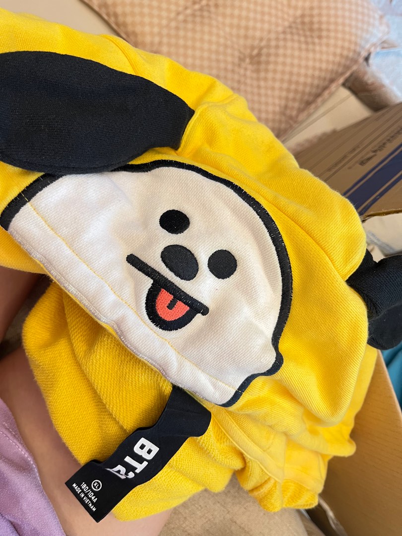 Chimmy BT21 Jacket (Authentic), Hobbies & Toys, Memorabilia ...