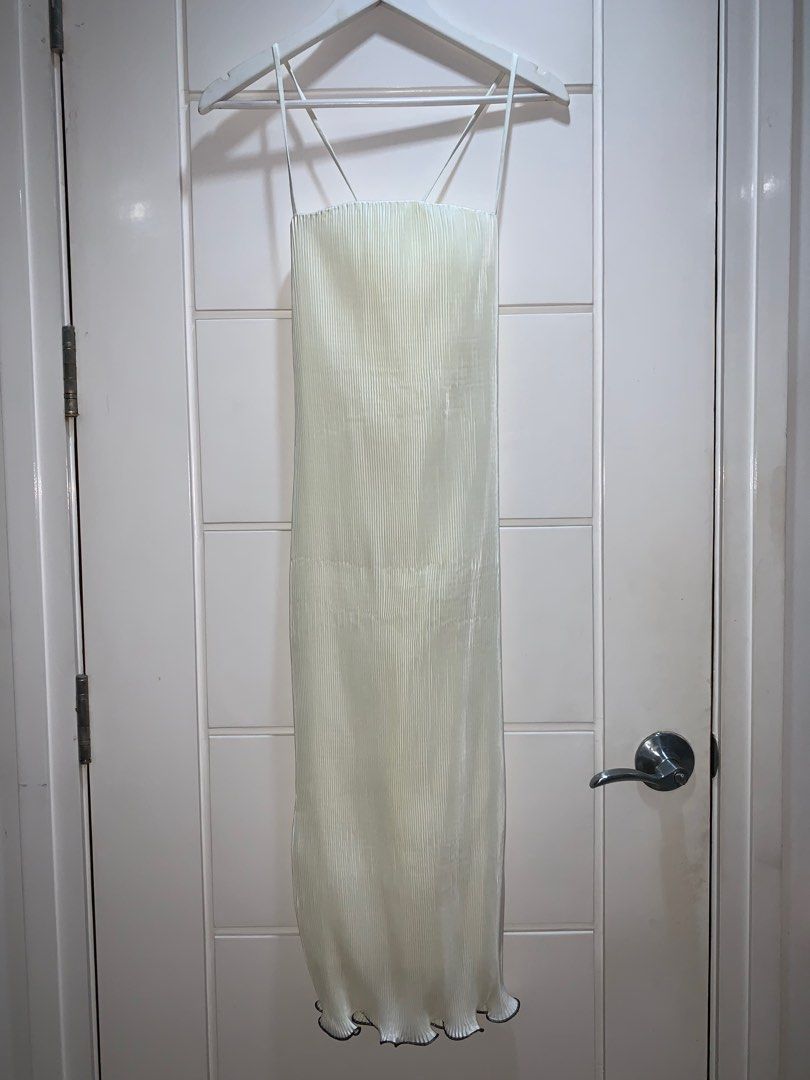 Claude white silk electropleated dress, Women's Fashion, Dresses & Sets ...