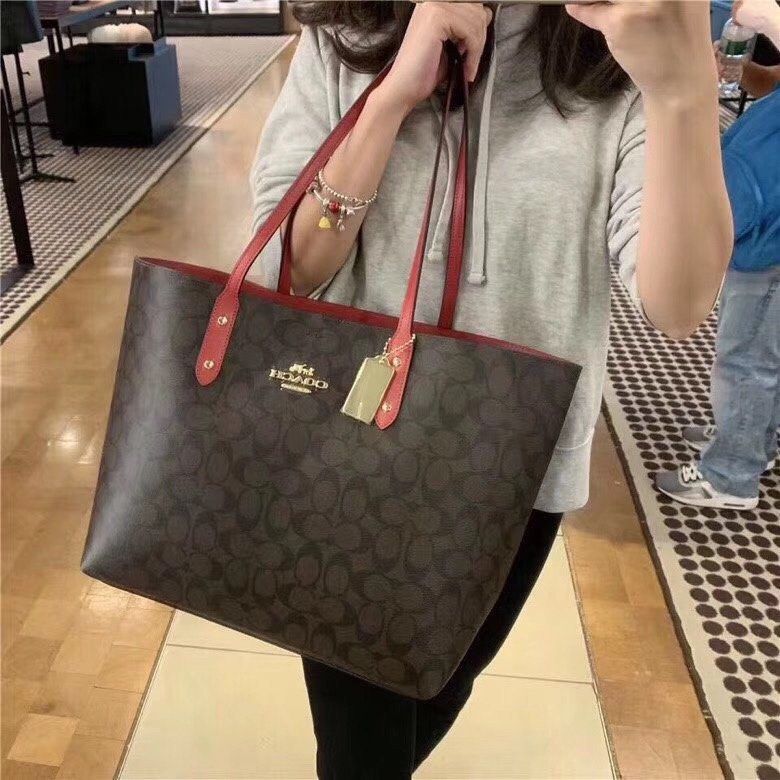 Coach Town Tote Bag in Signature Canvas (76636), Women's Fashion, Bags ...
