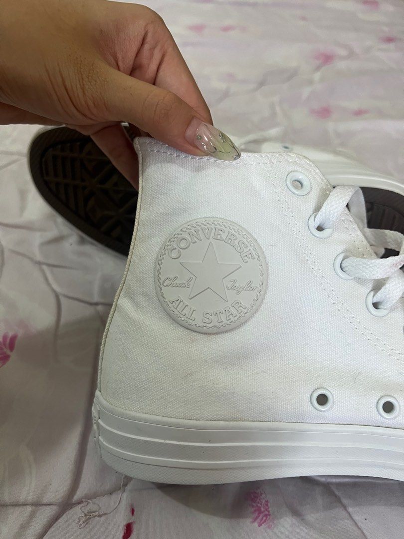Converse All White High Cut, Women's Fashion, Footwear, Sneakers on Carousell
