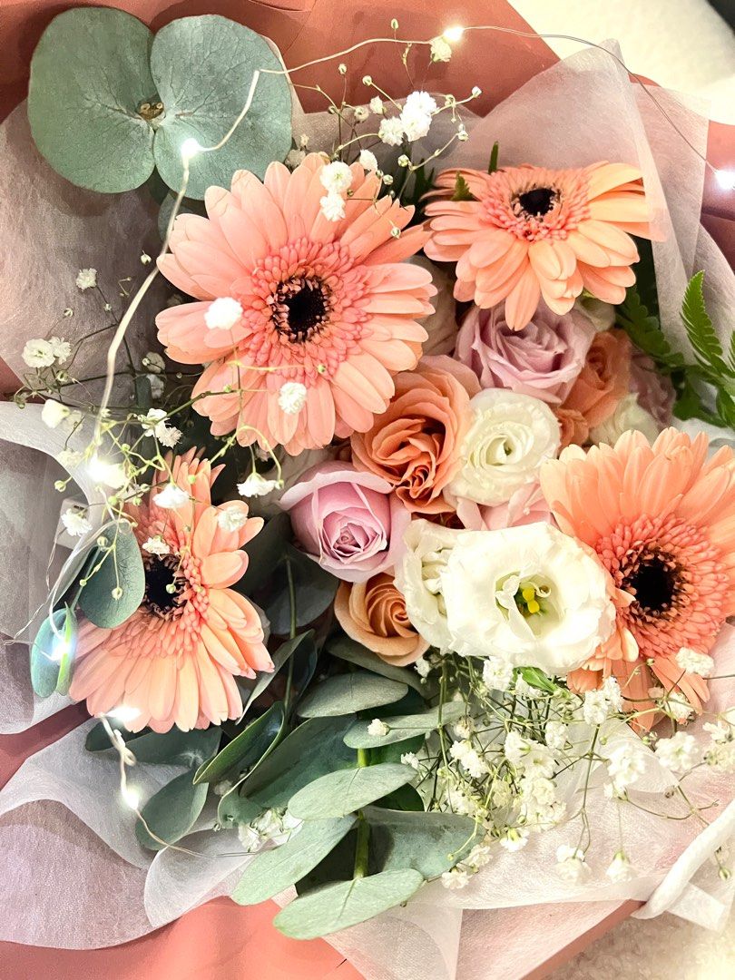 Custom-Made Flower Bouquet, Hobbies & Toys, Stationery & Craft, Flowers ...