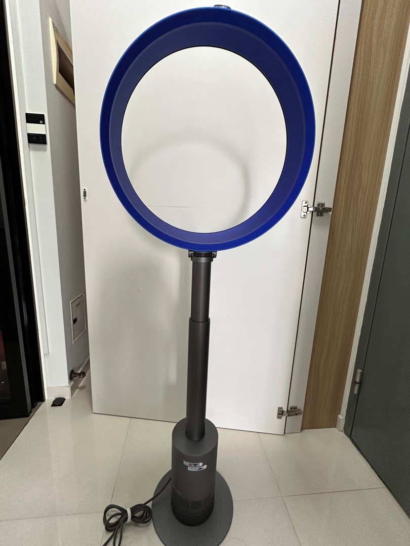 Dyson fan AM08, Furniture & Home Living, Lighting & Fans, Fans on Carousell