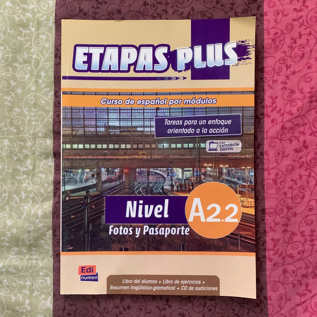 Etapas Plus A 2.2, Hobbies & Toys, Books & Magazines, Textbooks on Carousell