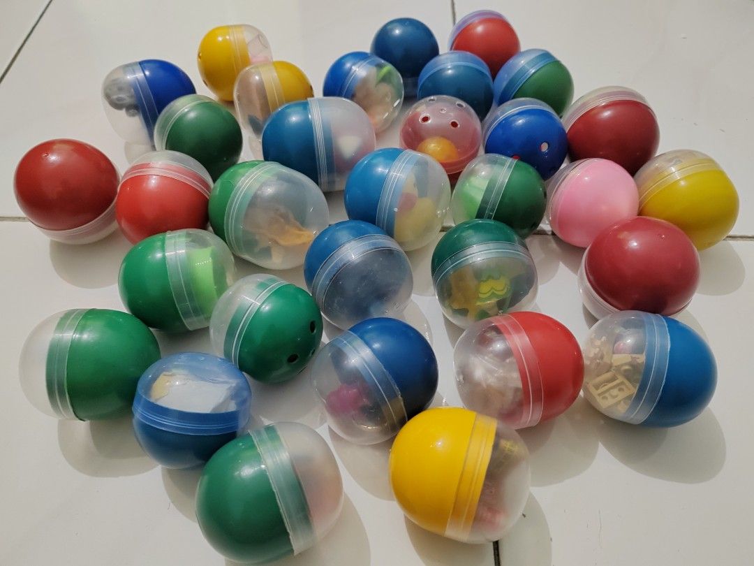 Fun Capsule Toy Gachapon Surprise Egg, Hobbies & Toys, Toys & Games on ...