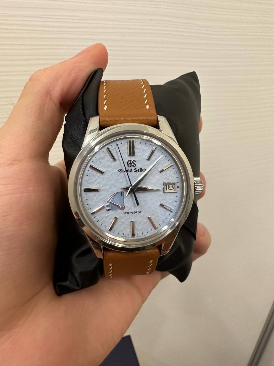 Grand Seiko Skyflake SBGA407 Spring Drive, Luxury, Watches on Carousell