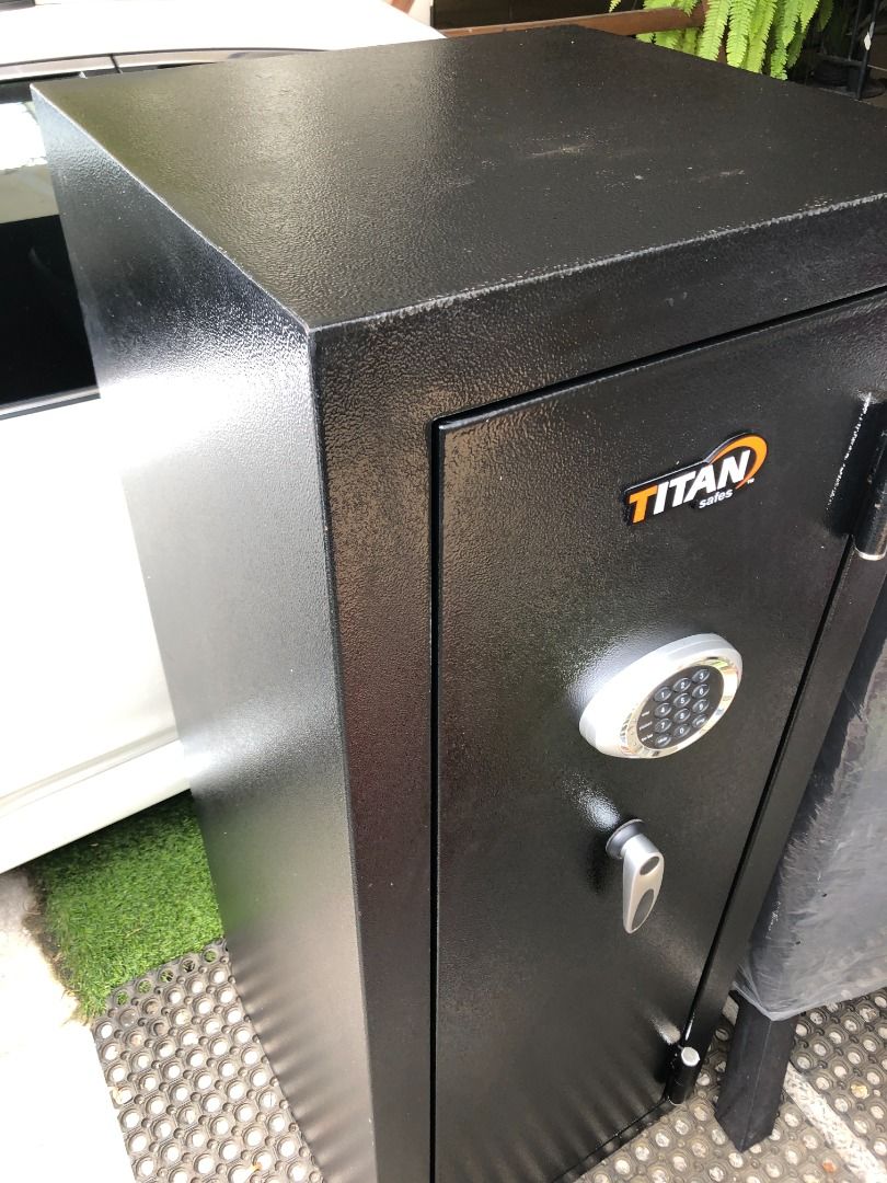 Heavyduty Fireproof 7-14 Gun TITAN Convertible Rifle Electronic Safe ...