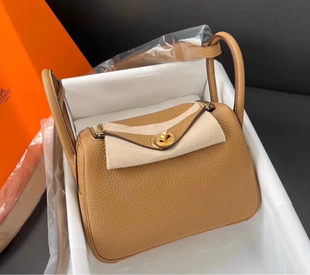 Hermes Mini Lindy Biscuits Ghw b, Luxury, Bags & Wallets on Carousell