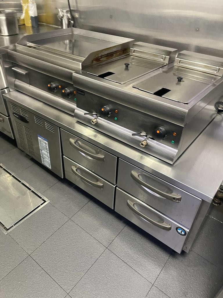 Hoshizaki 4 Chef Base Drawer Chiller, TV & Home Appliances, Kitchen ...
