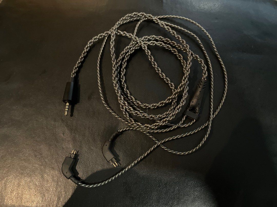 IEM 2-pin (B pin) balanced cable 2.5mm, Audio, Portable Audio ...