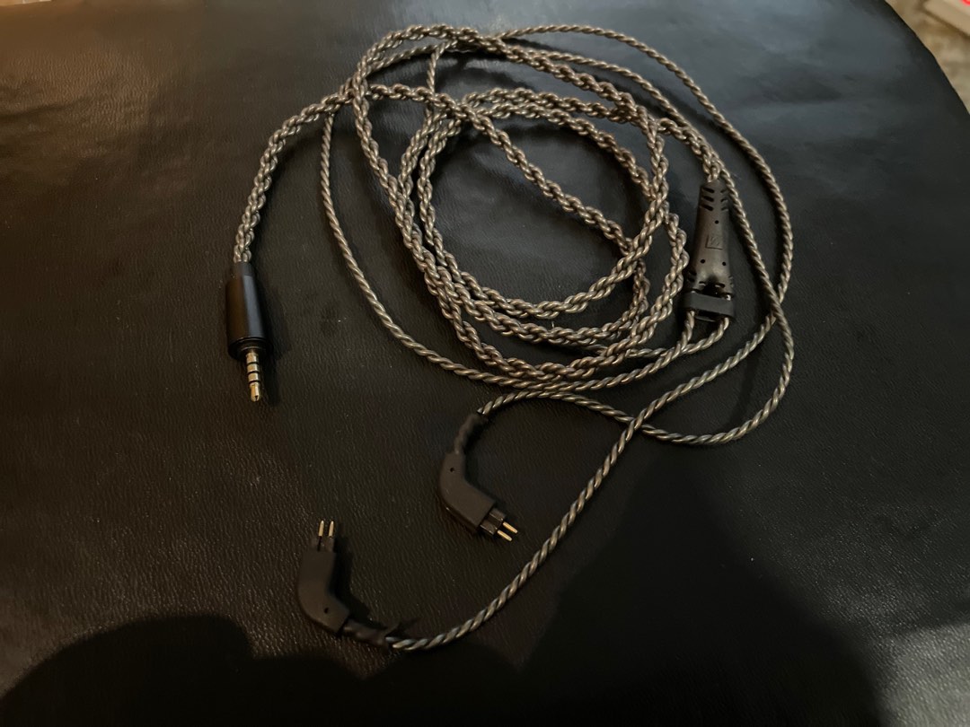 IEM 2-pin (B pin) balanced cable 2.5mm, Audio, Portable Audio ...