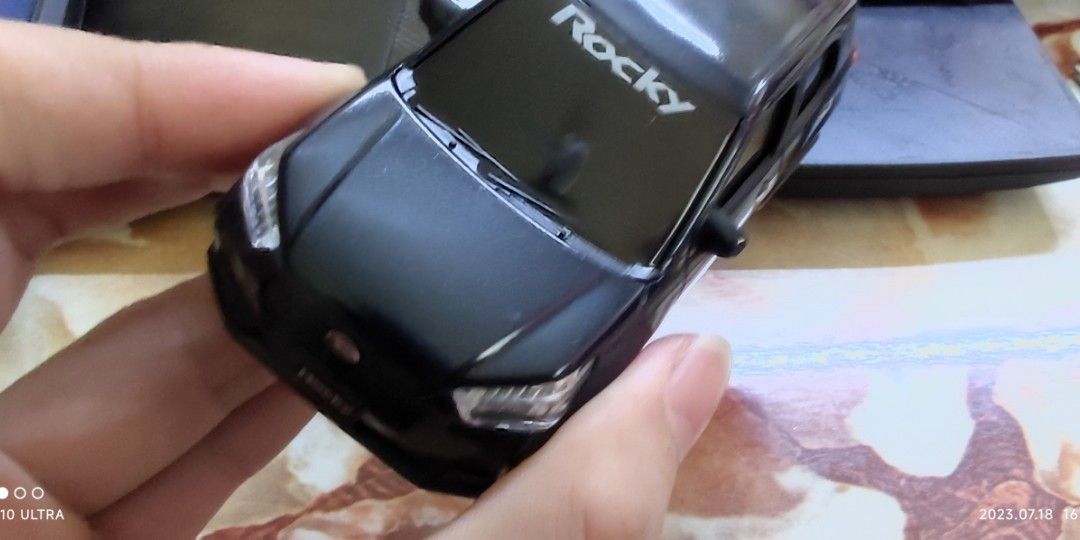 Japan diecast Daihatsu rocky perodua ativa suv toyota raize, Hobbies ...