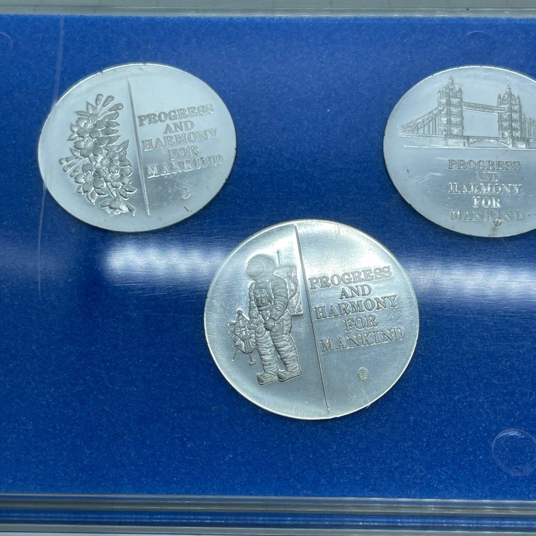 Japan Silver Medallion Osaka Expo 1975 set, Hobbies & Toys, Memorabilia ...