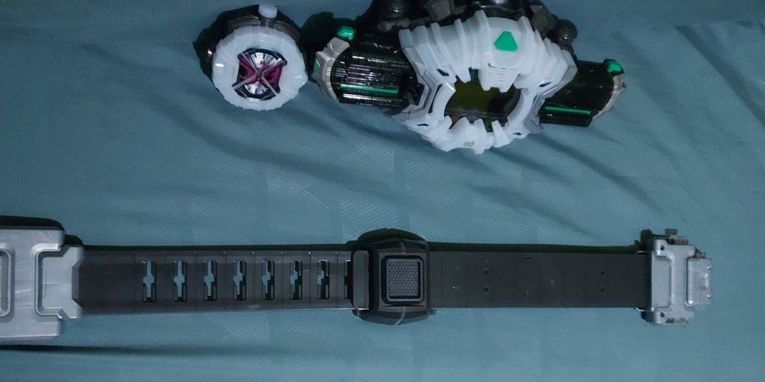 Kamen rider Zi-o DX Ziku driver with DX Zio ridewatch and belt straps ...