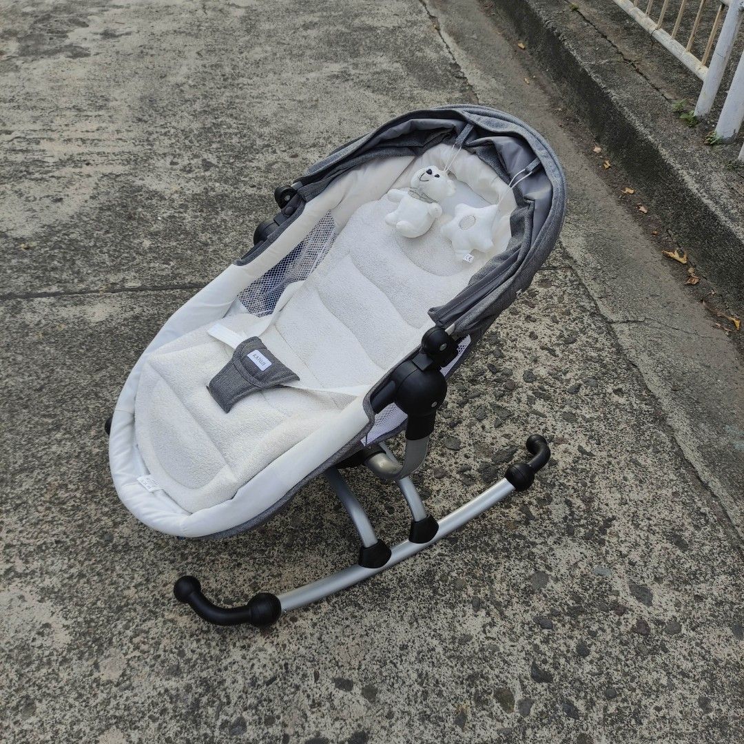 Katoji Rocker Napper Japan, Babies & Kids, Infant Playtime on Carousell