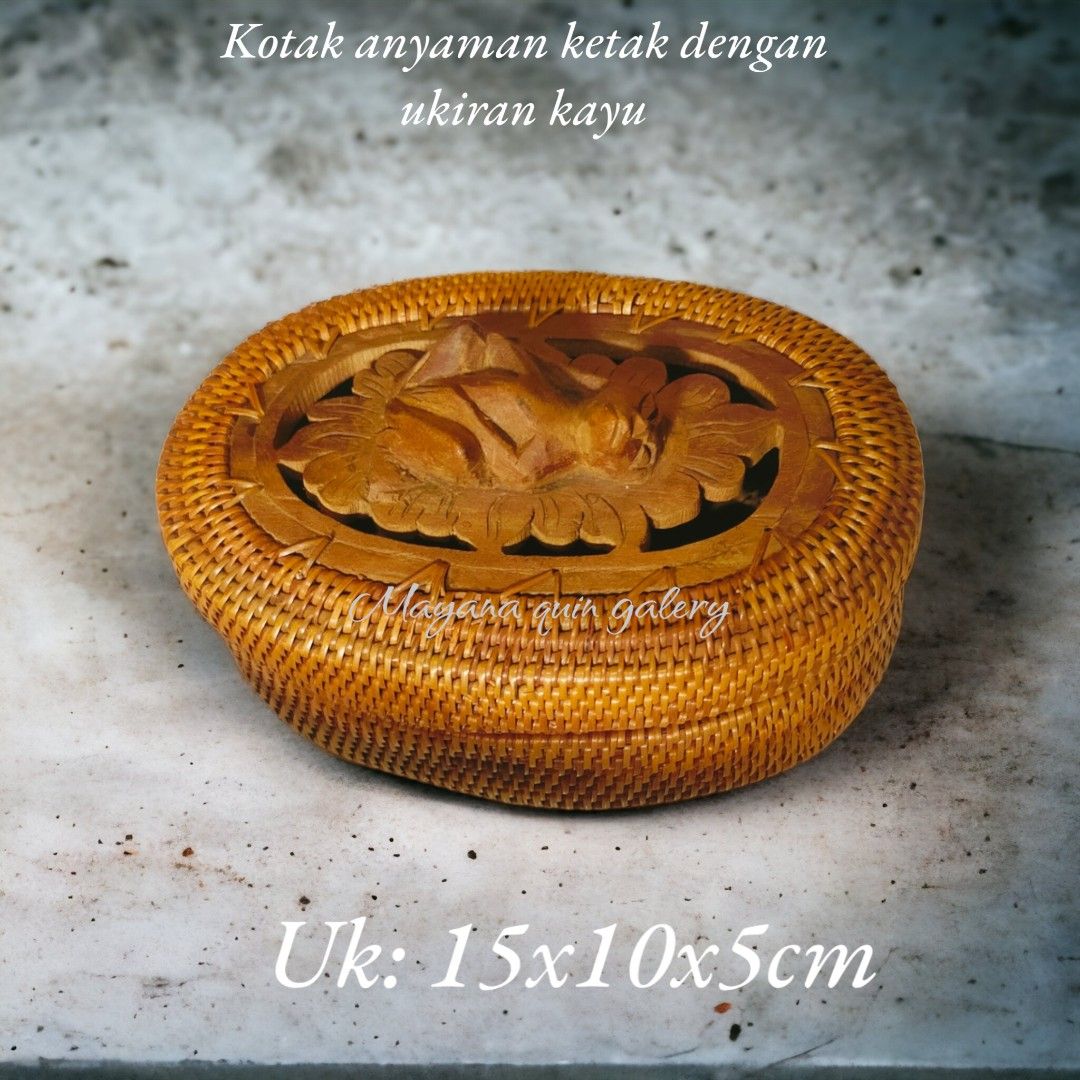 Kotak anyaman ketak dengan ukiran kayu., Desain & Kerajinan Tangan ...