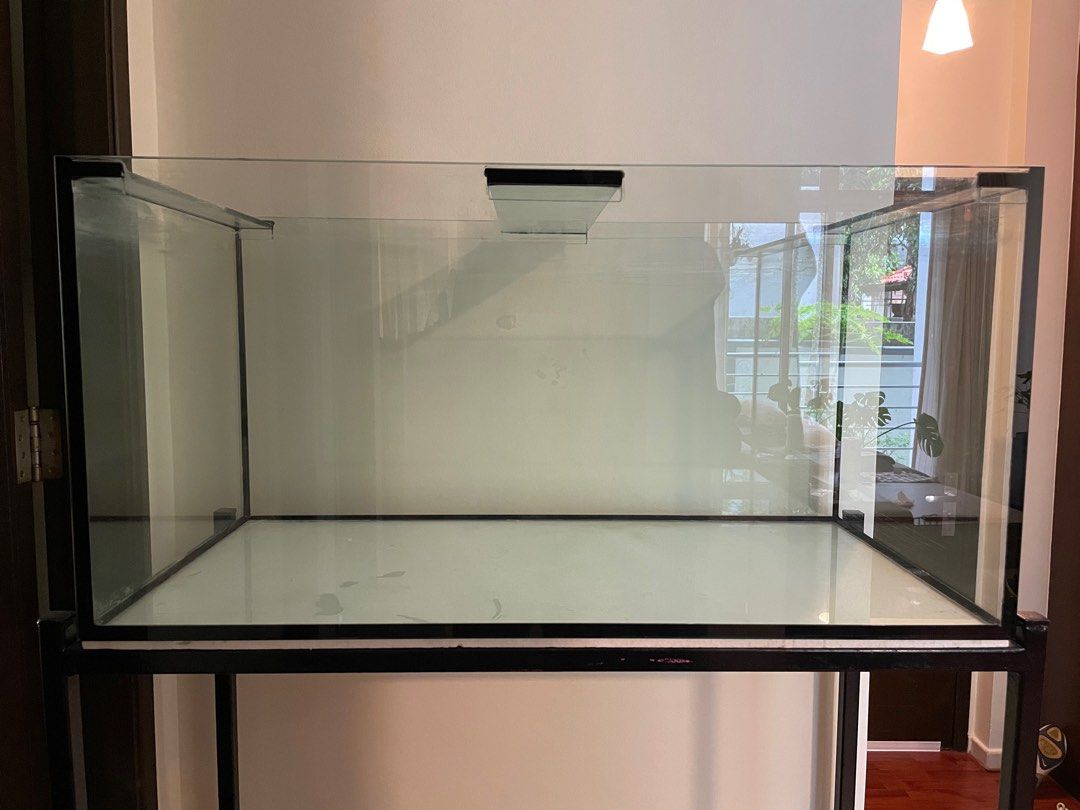 Large Glass Fish Tank with Metal Stand, Pet Supplies, Homes & Other Pet ...