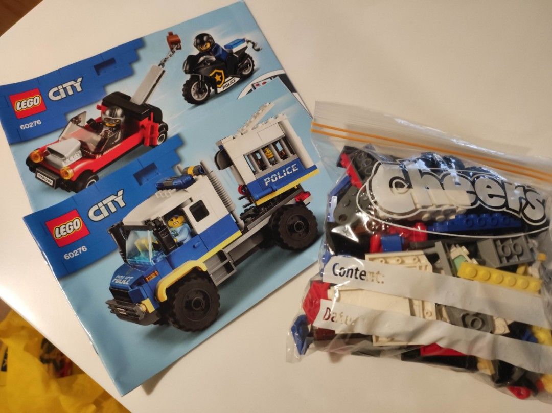 Lego City police truck car chase set on Carousell