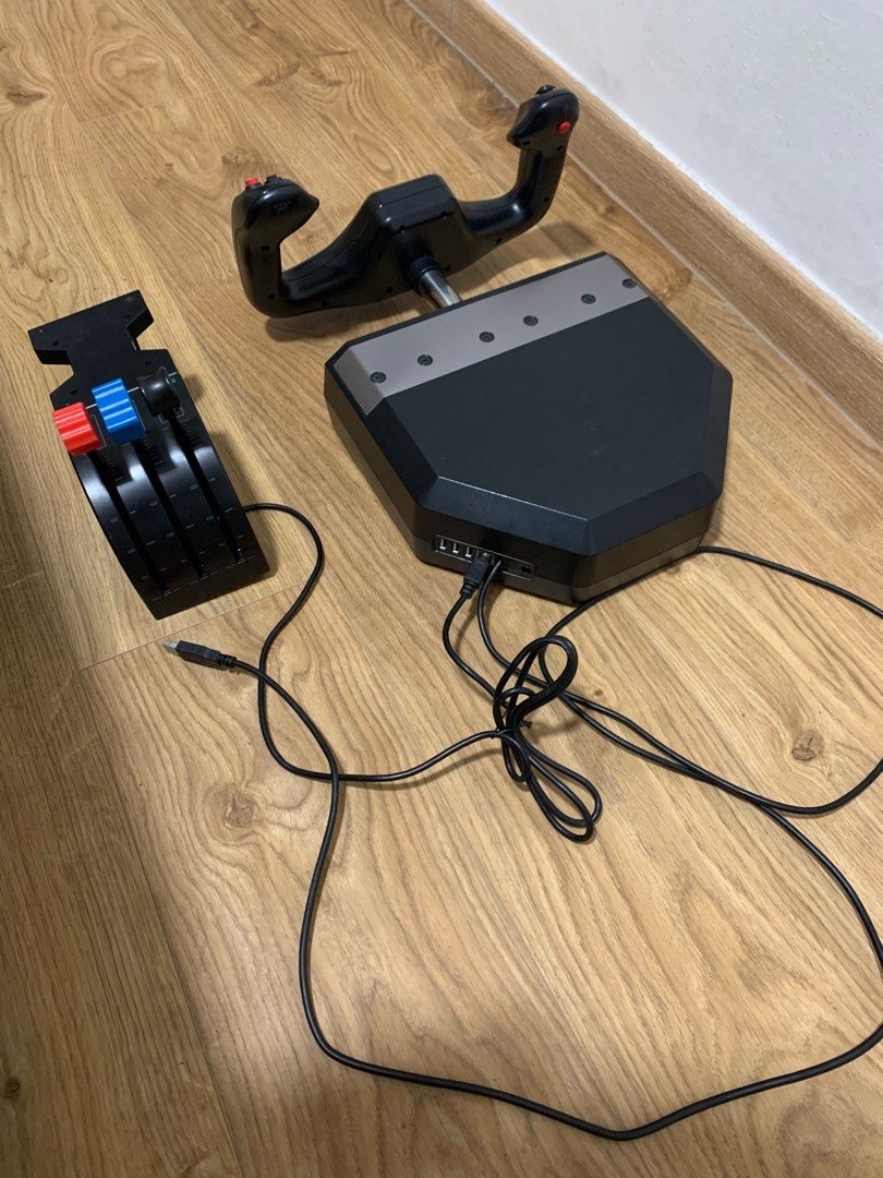 Logitech Flight Simulator Yoke System with throttle quadrant, Video ...