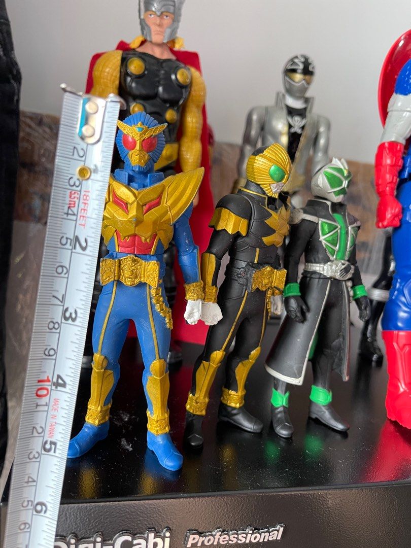 Marvel figures iron man Spider-Man Batman Thor power ranger captain ...