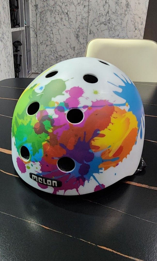 Melon helmet, Sports Equipment, Bicycles & Parts, Parts & Accessories ...