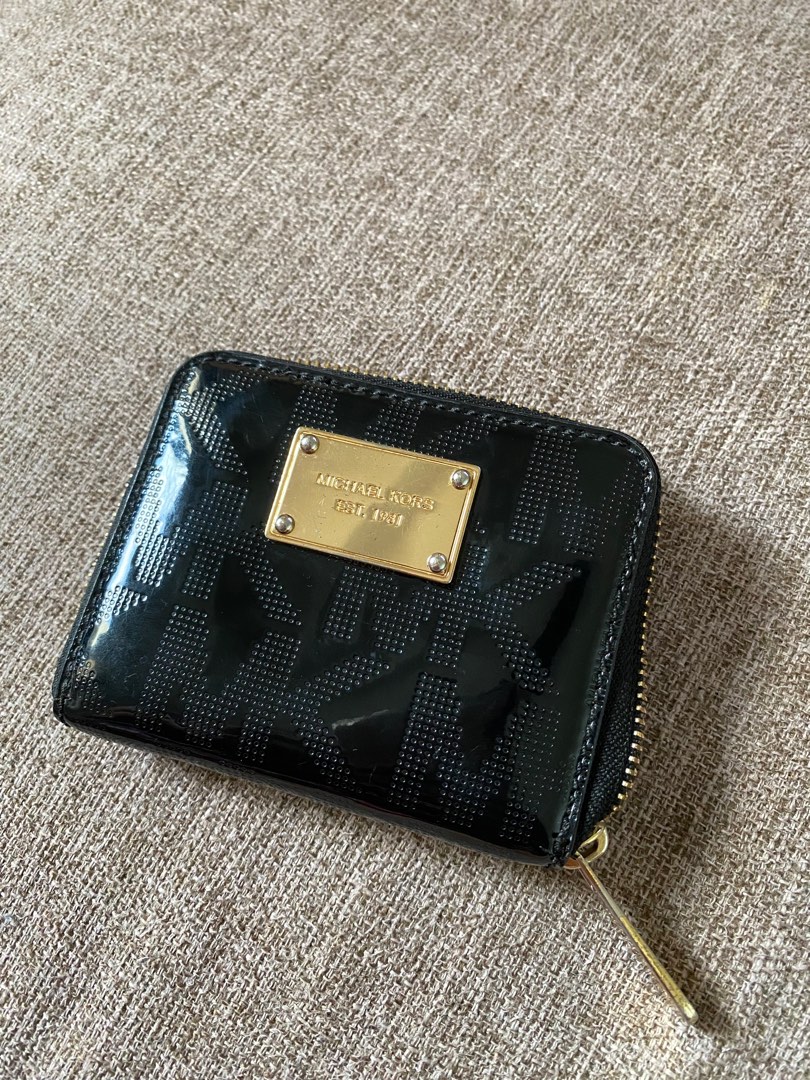 Michael Kors MK Bifold Wallet~ on Carousell