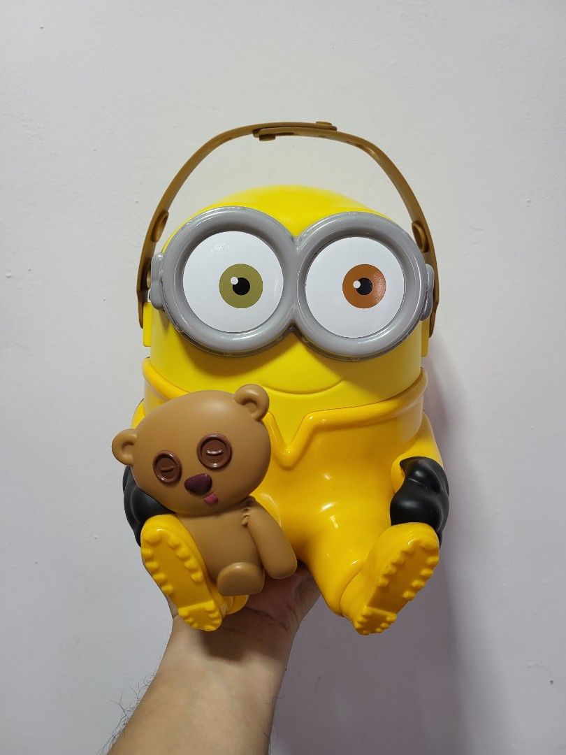 Minion Bucket Carrier (McDonald's Edition), Hobbies & Toys, Toys ...