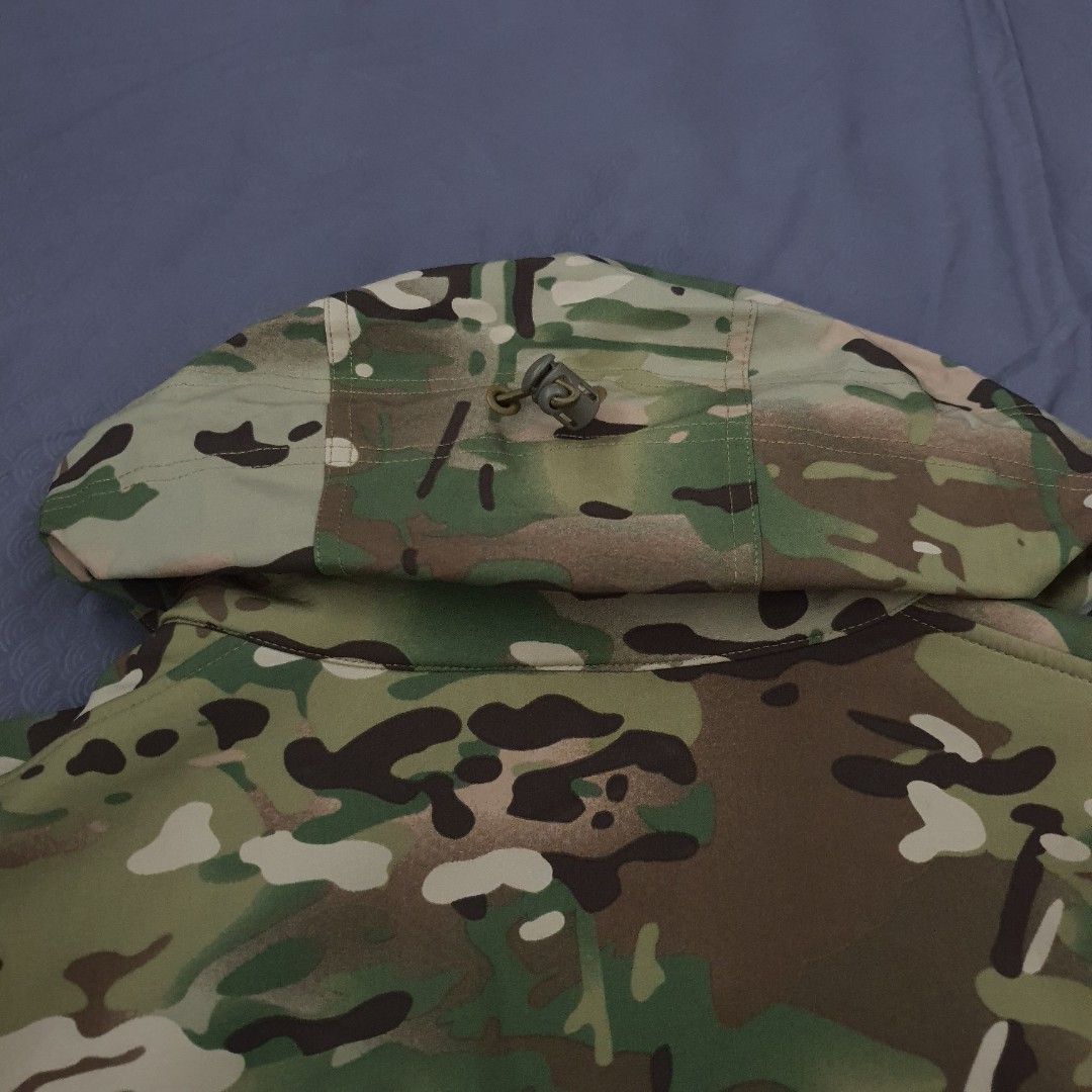 MULTICAM ALL WEATHER RAIN + WIND RESISTANT JACKET MED/LARGE, Men's ...