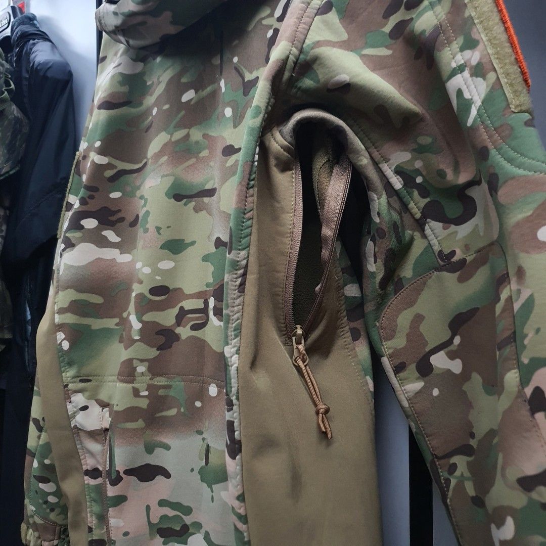 MULTICAM ALL WEATHER RAIN + WIND RESISTANT JACKET MED/LARGE, Men's ...