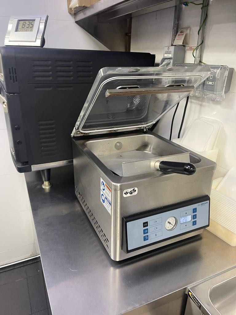 Multivac Vacuum Pack Machine, TV & Home Appliances, Kitchen Appliances ...