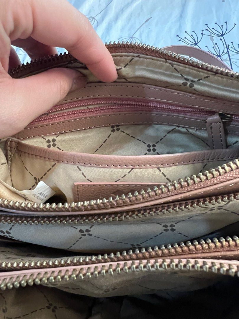 Naturalizer Bag in Salmon Pink, Luxury, Bags & Wallets on Carousell