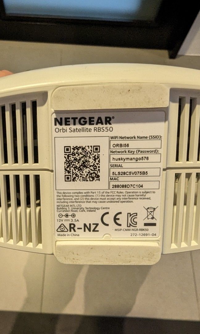 Netgear Orbit RBR50 and 2 RBS50 satellites, Computers & Tech, Parts ...