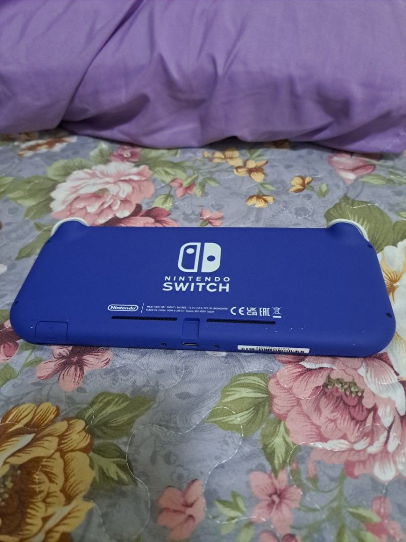 Nintendo Switch Lite, Video Gaming, Video Game Consoles, Nintendo on Carousell
