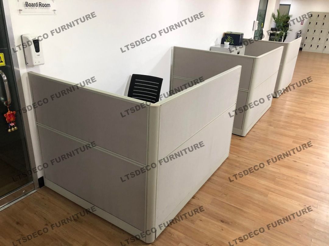 OFFICE PARTITION CUBICLE FULL FABRIC WORKSTATION "SOLO" on Carousell