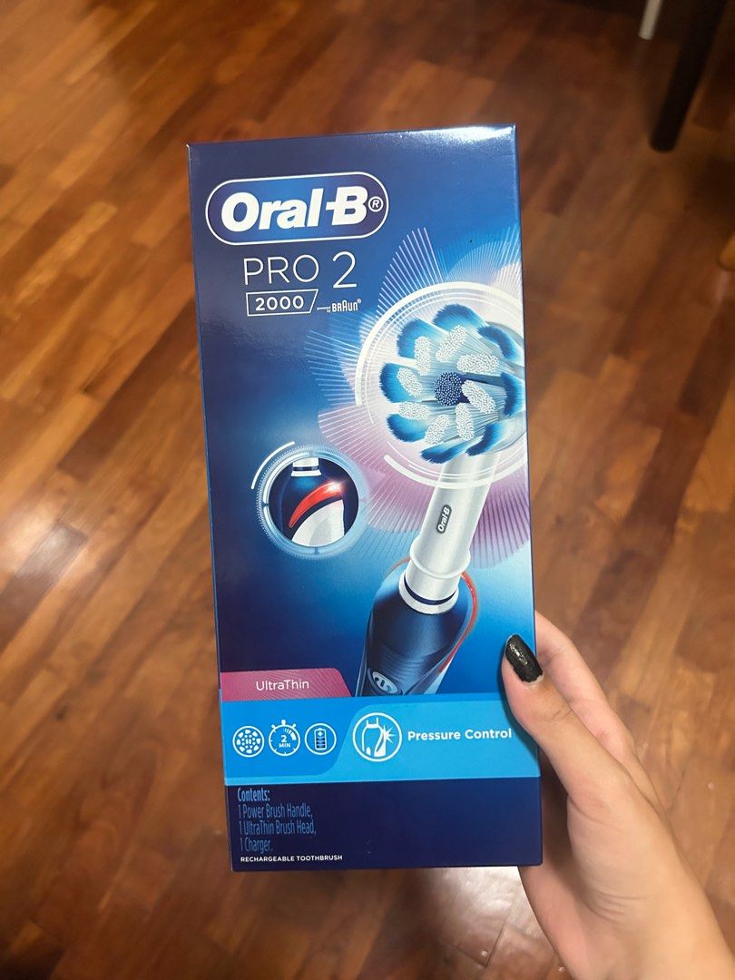 oral b pro2 2000, Beauty & Personal Care, Oral Care on Carousell