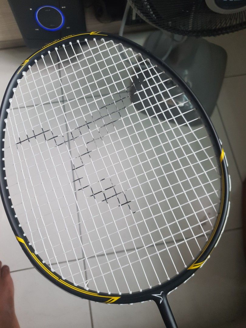 perfly 500 racket, Sports Equipment, Sports & Games, Racket & Ball ...