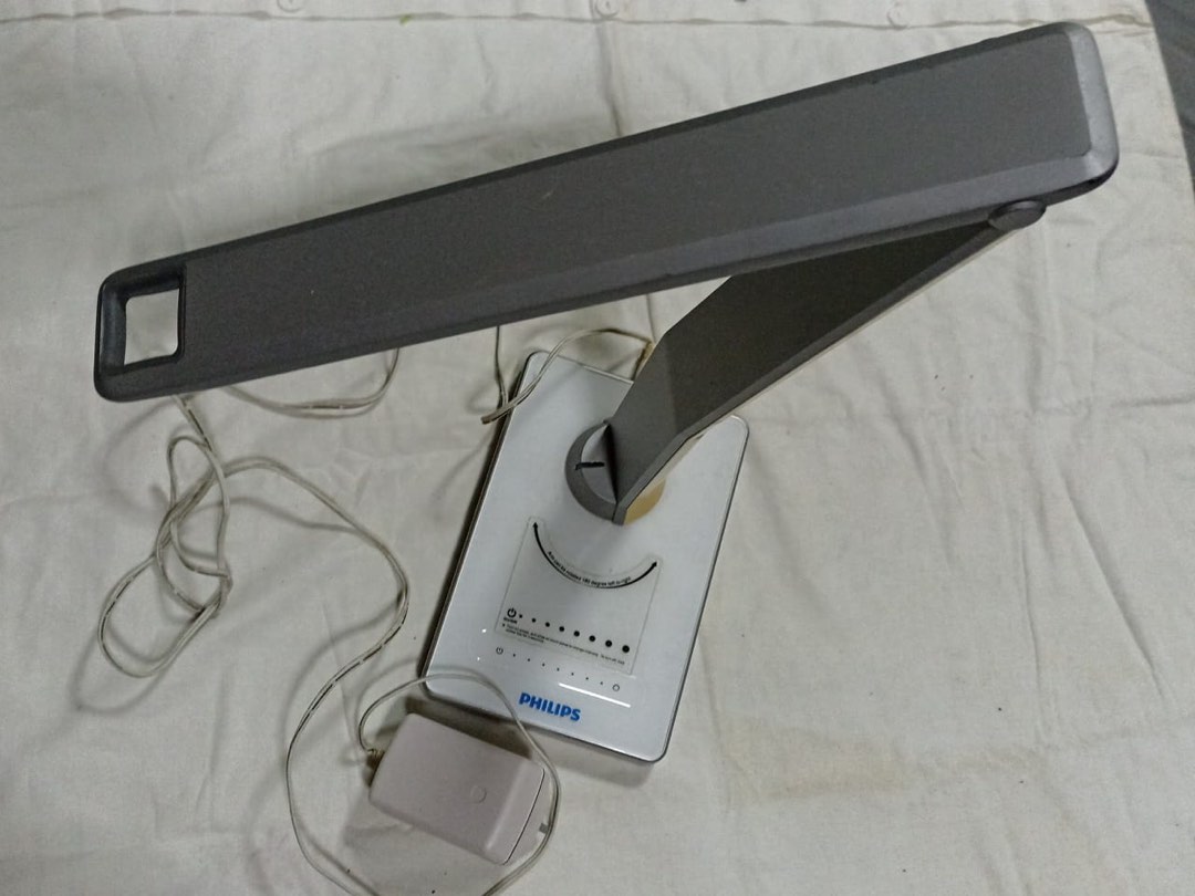 Philips LED Study Table Lamp, Furniture & Home Living, Lighting & Fans ...