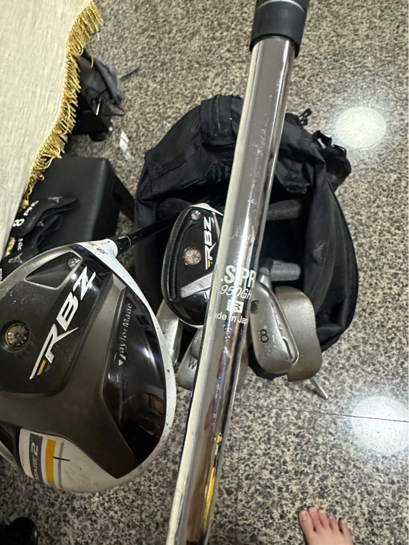 Ping g20 full golf set, Sports Equipment, Sports & Games, Golf on Carousell