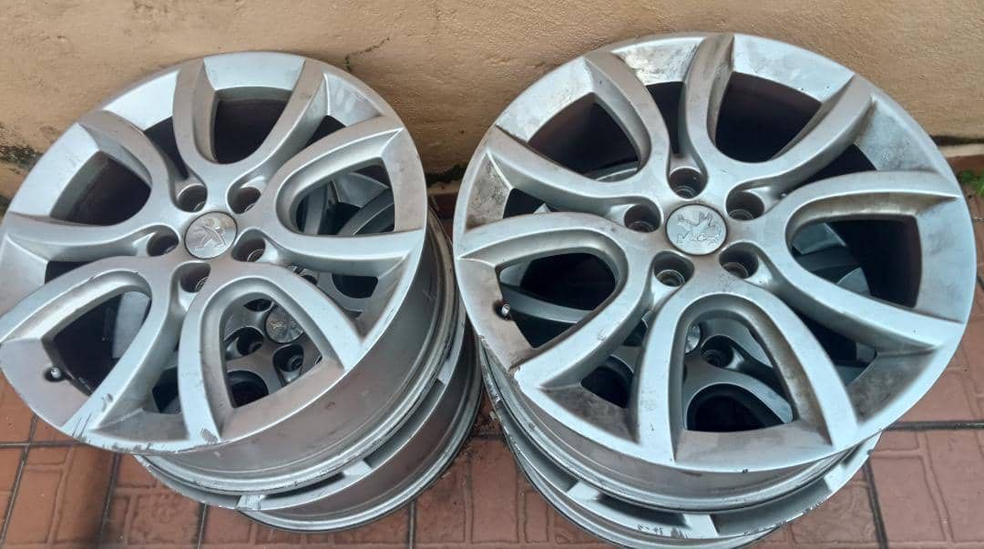 RIM STANDARD PEUGEOT SIZE 19, Auto Accessories on Carousell