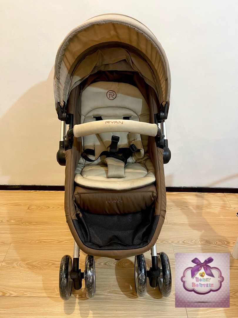 RYAN SPIN STROLLER, Babies & Kids, Going Out, Strollers on Carousell