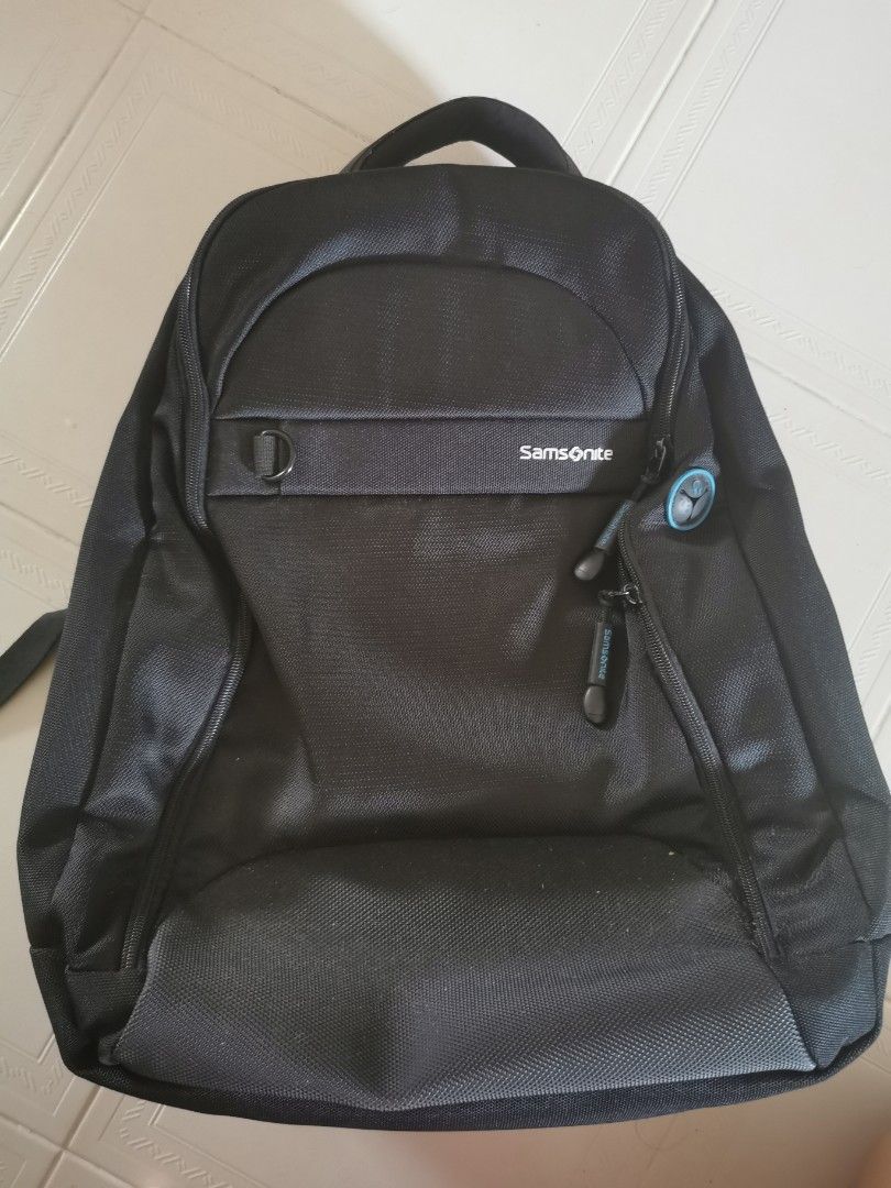 Samsonite Backpack with laptop compartment, Men's Fashion, Bags ...