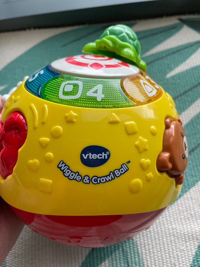 Self-rolling ball, Babies & Kids, Infant Playtime on Carousell