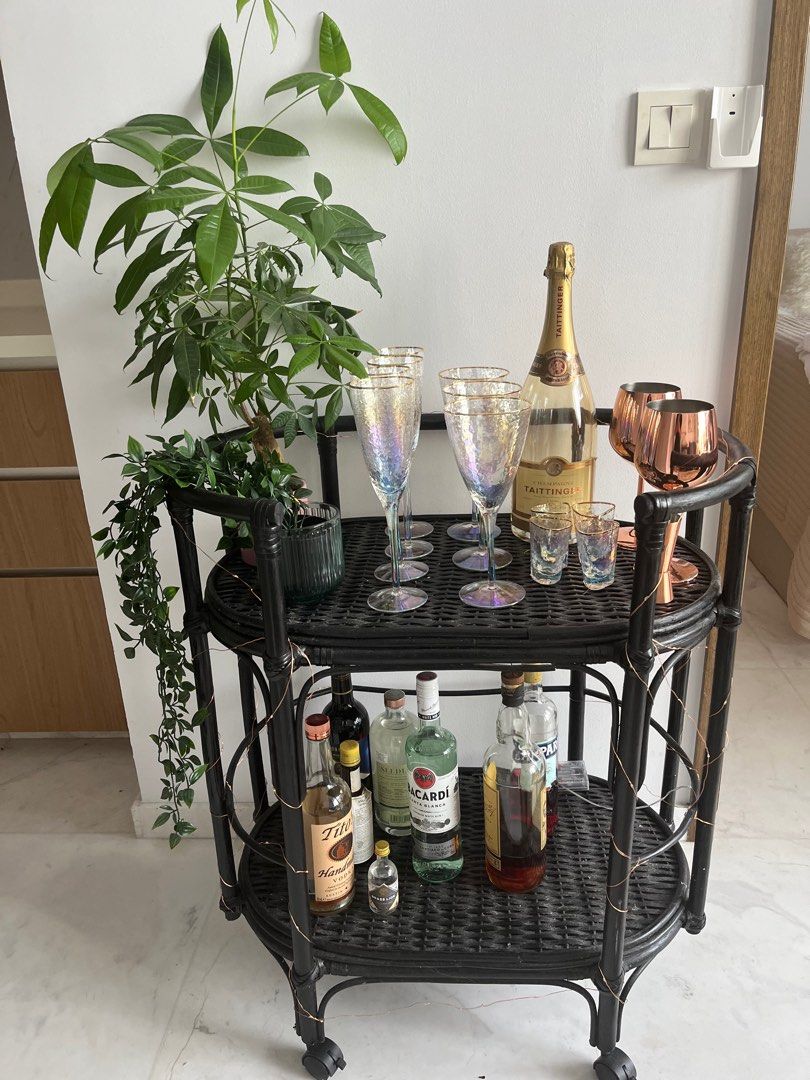 Small money tree in pink pot, Furniture & Home Living, Gardening, Plants & Seeds on Carousell