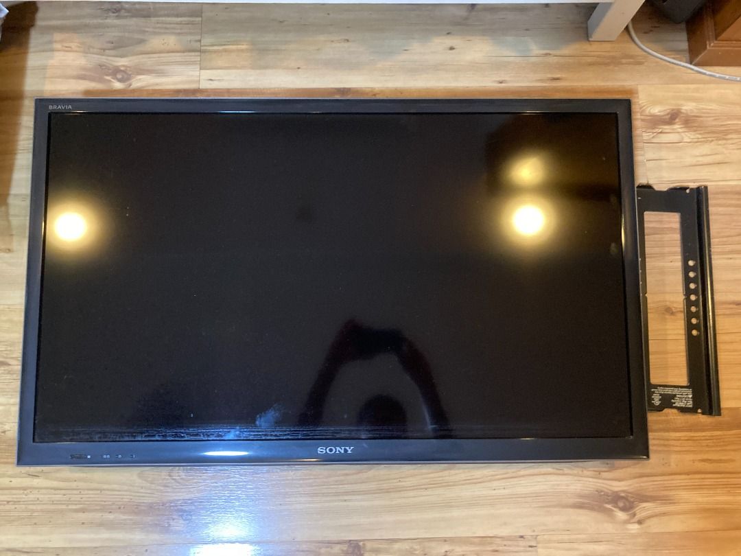 Sony Bravia 40" TV KDL 40 EX 650, TV & Home Appliances, TV ...