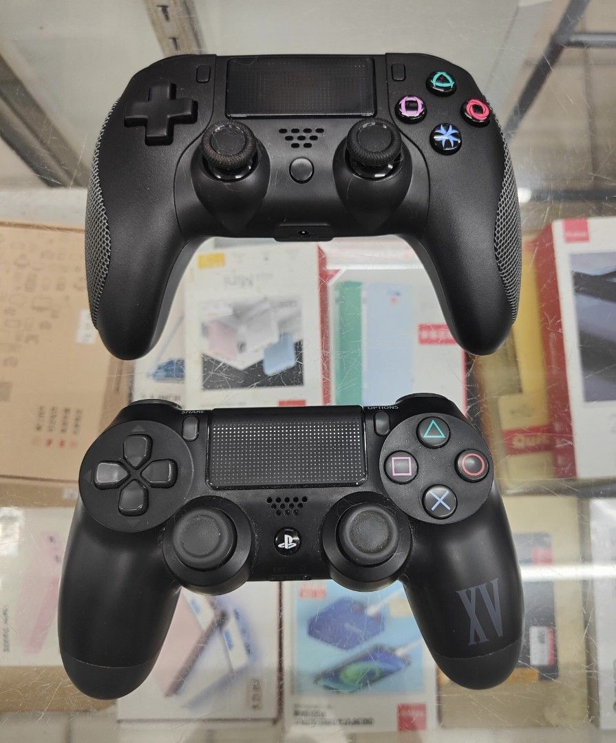 Sony PS4 Slim 1TB Final Fantasy XV Luna Edition Console + 2 Controllers ...