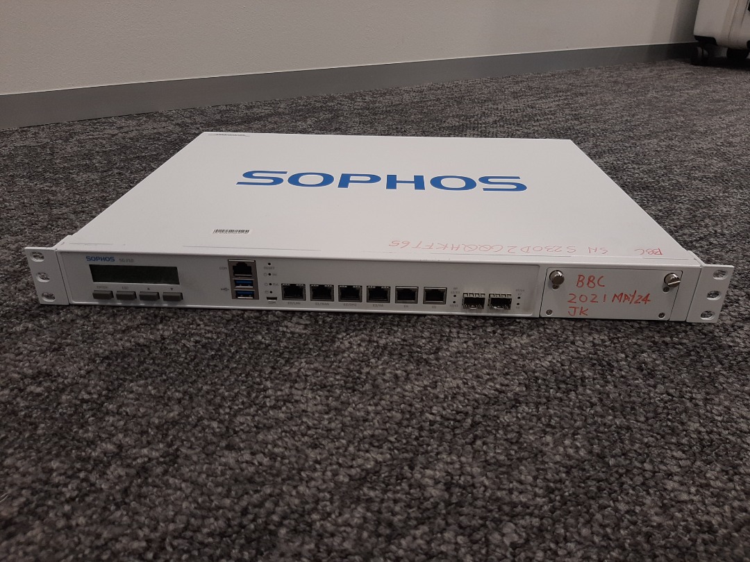 Sophos SG 210 Rev. 3 Firewall Appliance, Computers & Tech, Office ...