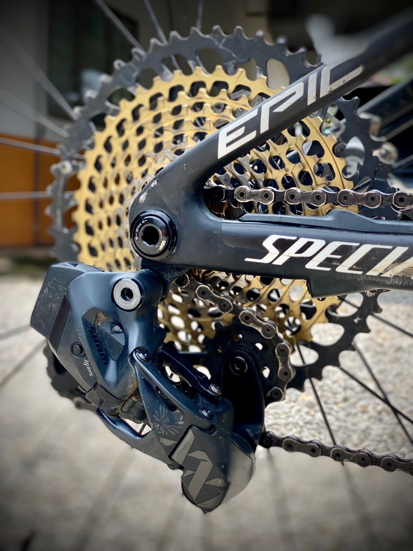 Sram Eagle XX1 cassette gold + xx1 chain, Sports Equipment, Bicycles ...