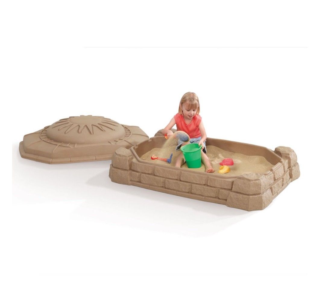 Step2 sandbox, Hobbies & Toys, Toys & Games on Carousell
