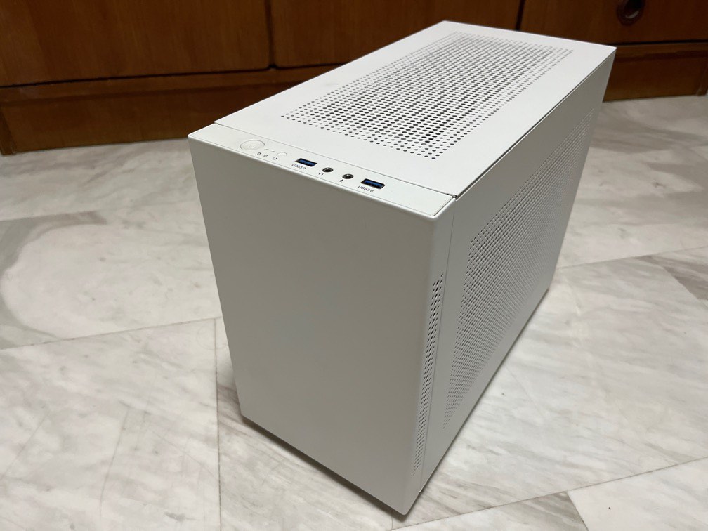 Tecware Fusion SFF Case (SAMA IM01), Computers & Tech, Parts ...