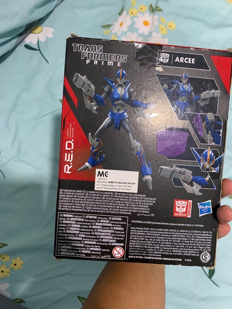 Transformers prime arcee R.E.D, Hobbies & Toys, Toys & Games on Carousell