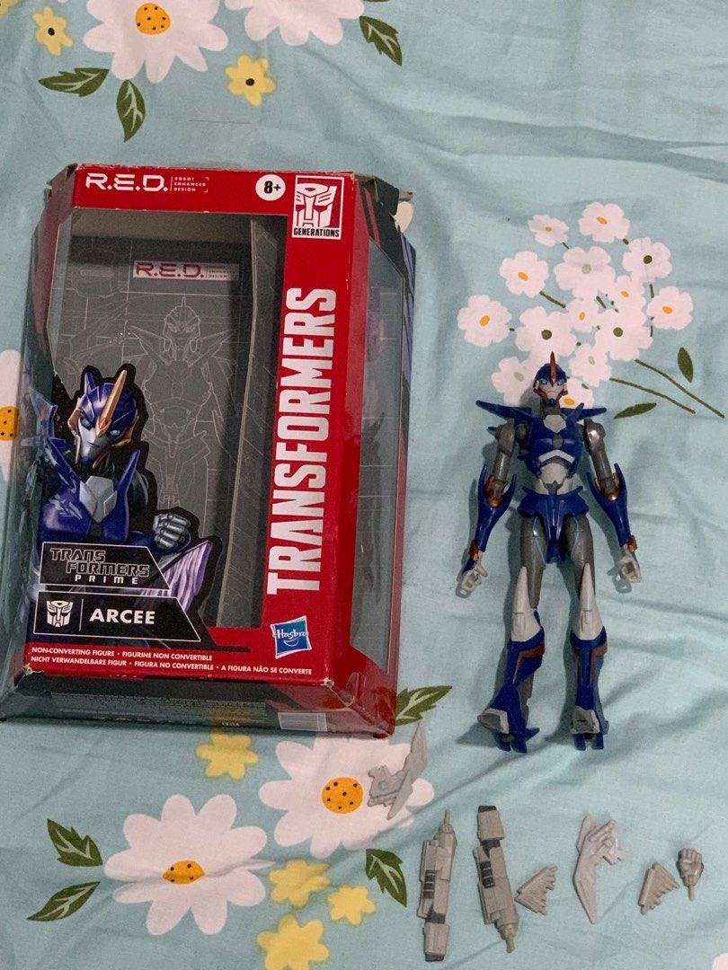 Transformers prime arcee R.E.D, Hobbies & Toys, Toys & Games on Carousell
